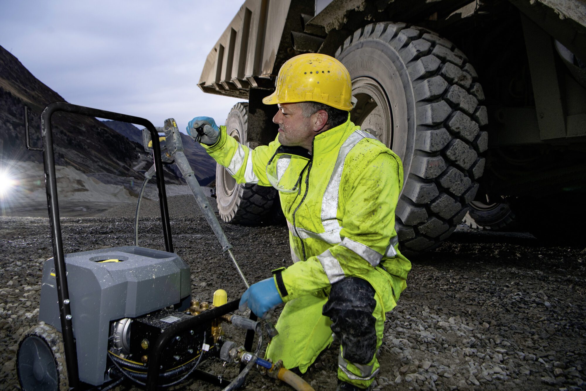 About Us | RJ Bowers Distributors