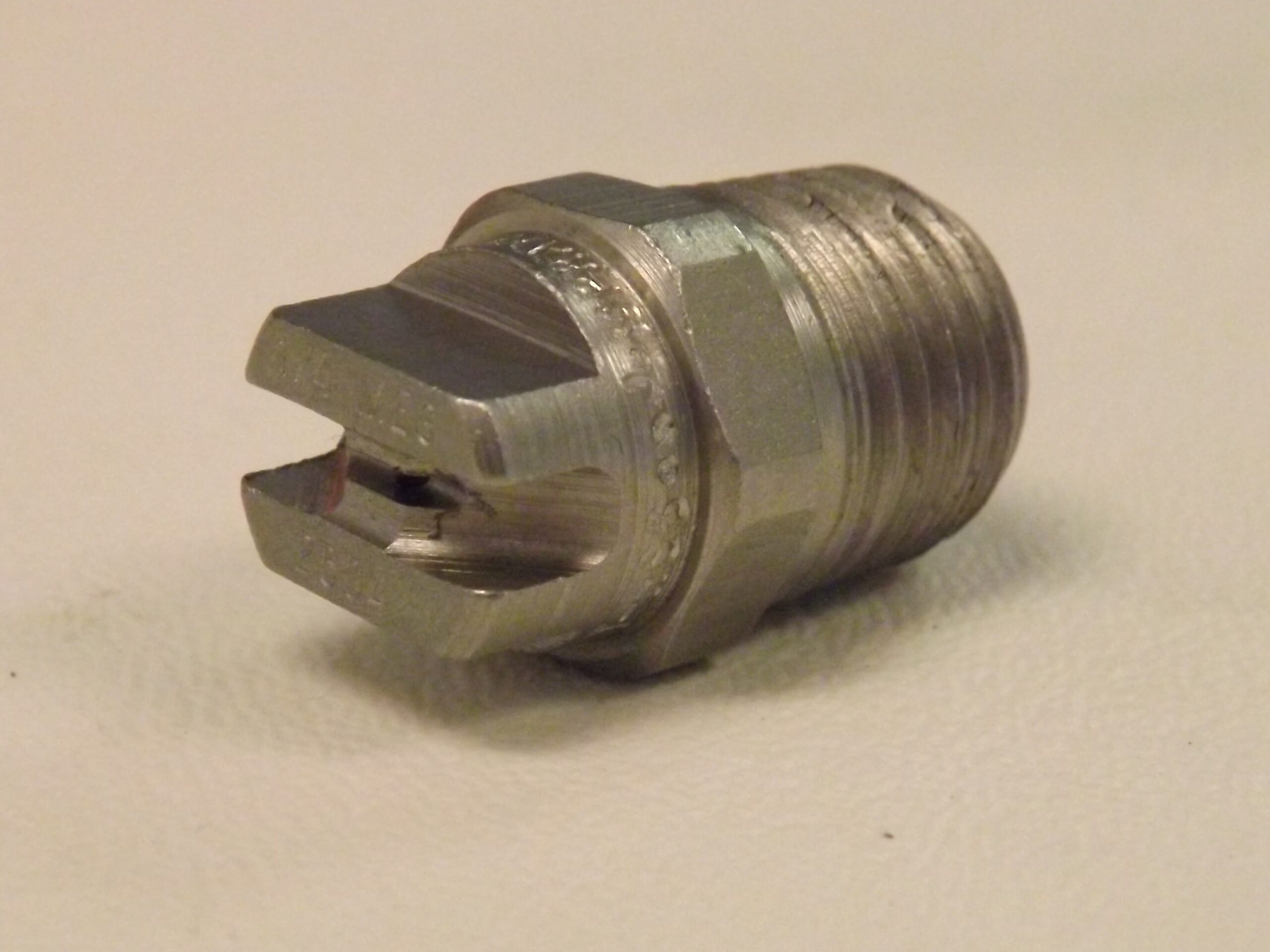 Screw Nozzle 25040 (25°, size 040) | 87076730 | RJ Bowers Distributors